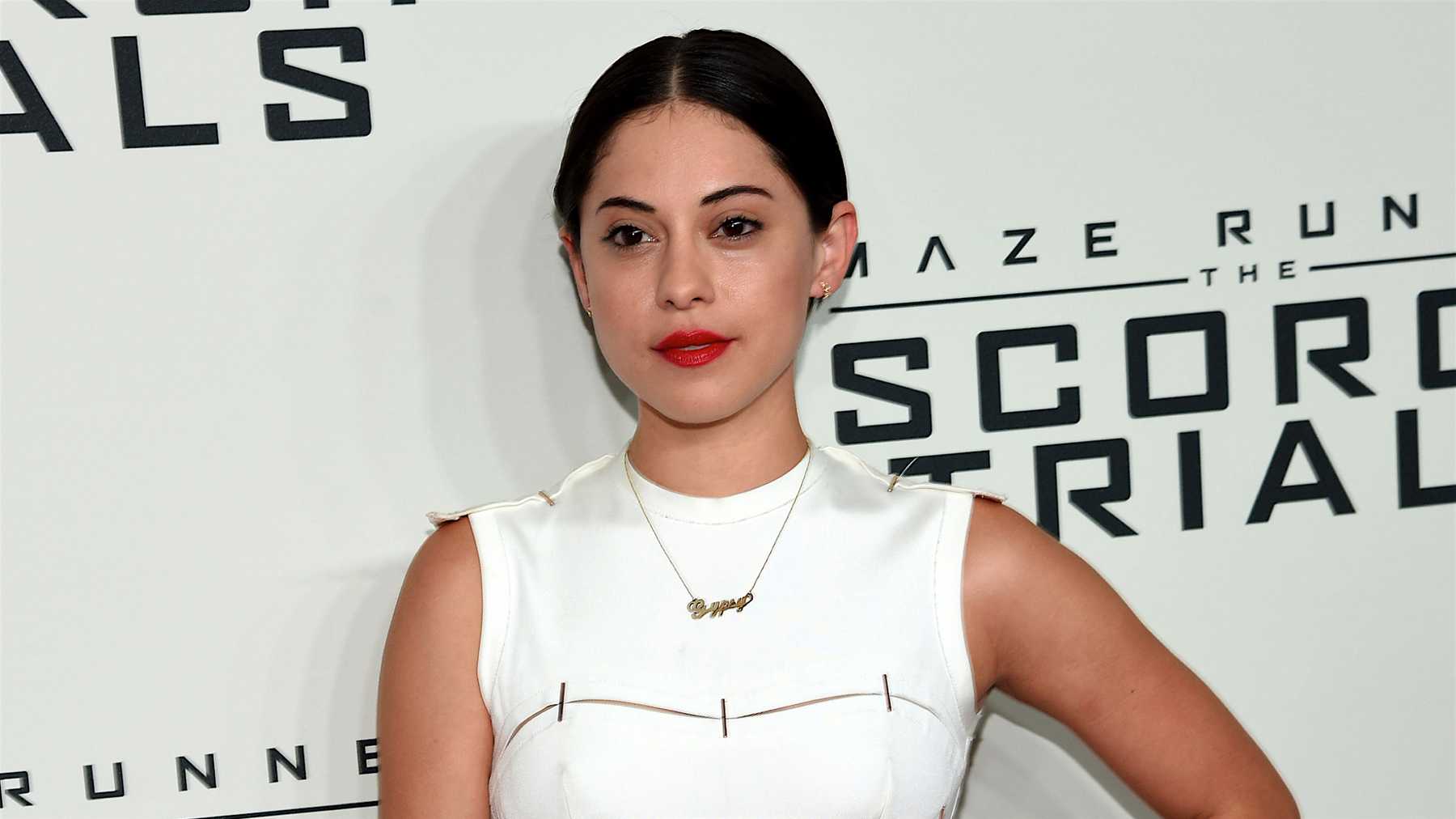 Rosa Salazar – Personal Life, Career, Movies, and More.